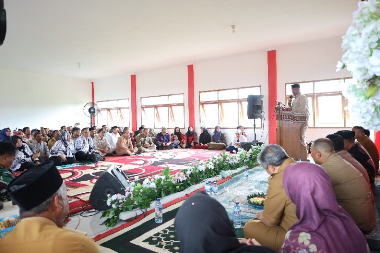 Edi Damansyah Resmikan Bangunan SMP SPT Separi - Pesut News